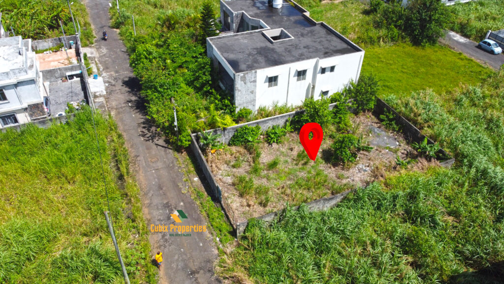 Petit Camp Phoenix – Cubix Properties